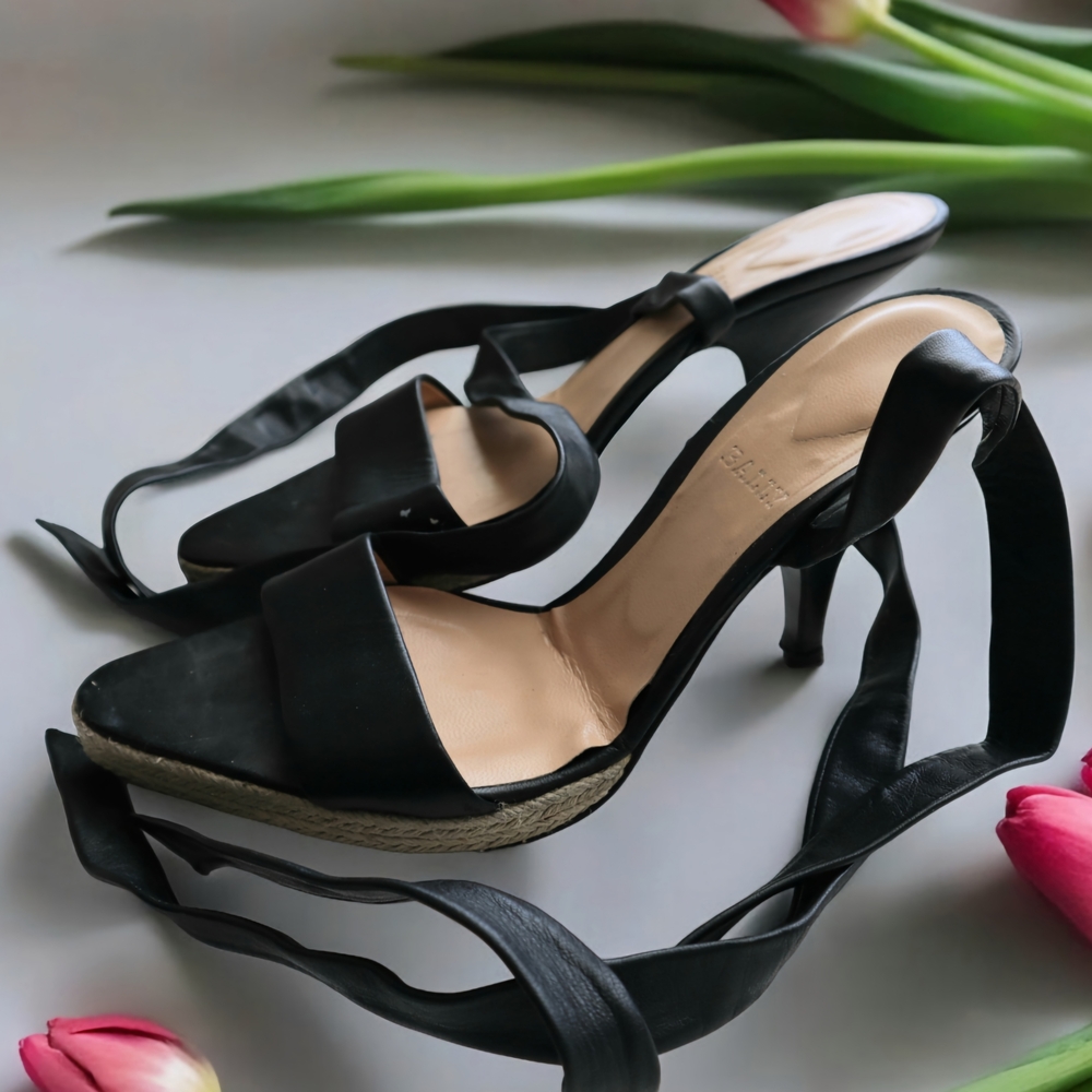Black High Heels With Thin Stiletto And Open Back - Gem